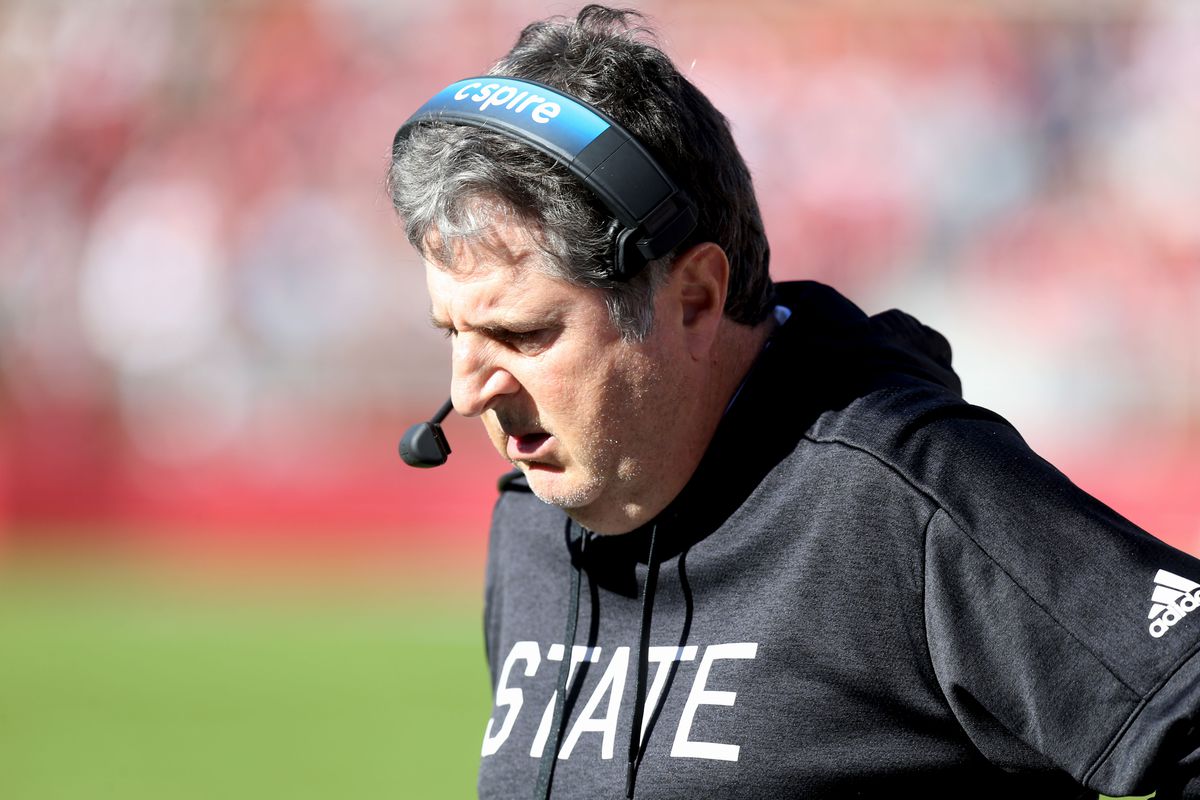 Mississippi State head coach Mike Leach passes away; Chancellor Boyce ...