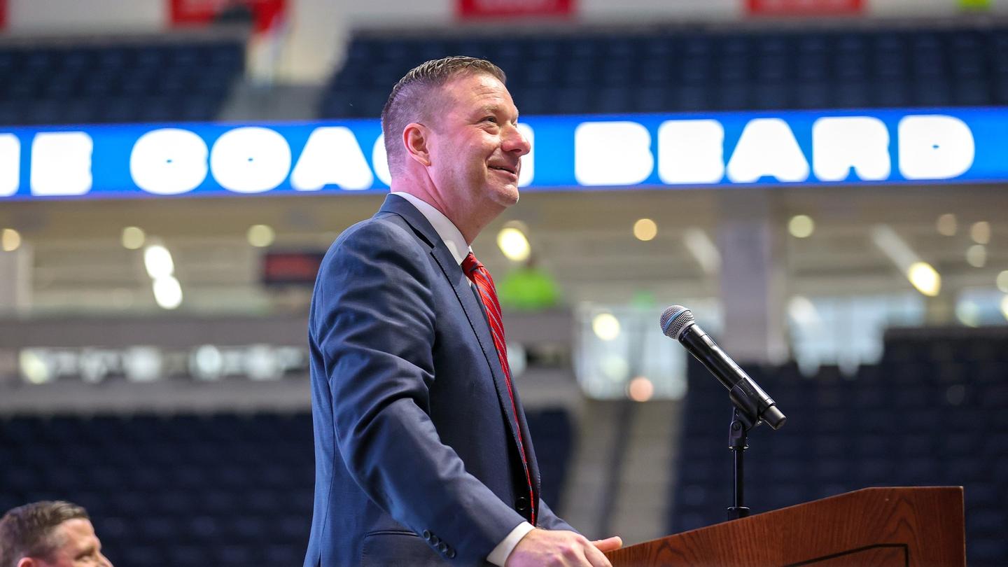 Ole Miss Men’s Basketball Announces Chris Beard’s First-Year Staff ...