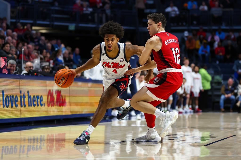 Chris Beard talks Brakefield, Cisse, and his Rebels' defense after win ...