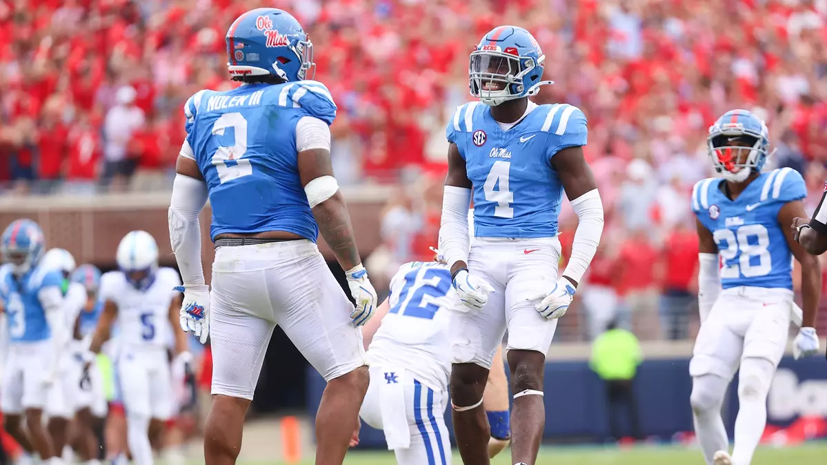 Ole Miss' Walter Nolen, Suntarine Perkins Earn SEC Weekly Awards - The ...