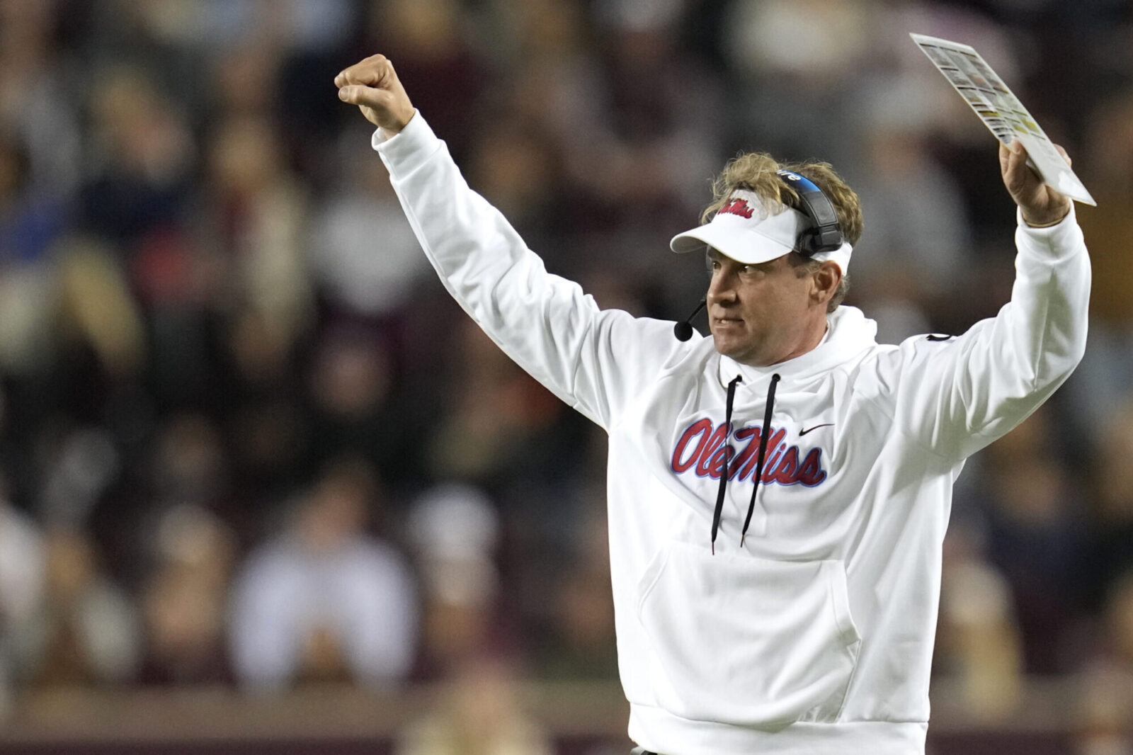 Lane Kiffin credits Charlie Weis Jr, offensive staff following Arkansas ...