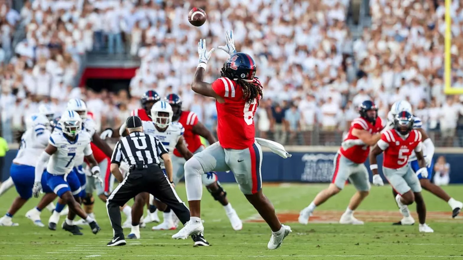 Ole Miss Opens Season in Style Behind Simmons’ 3 TDs, Lacy’s Career ...