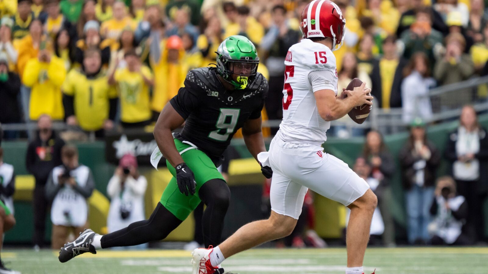 BOOM! Oregon transfer EDGE Blake Purchase commits to Ole Miss - The ...