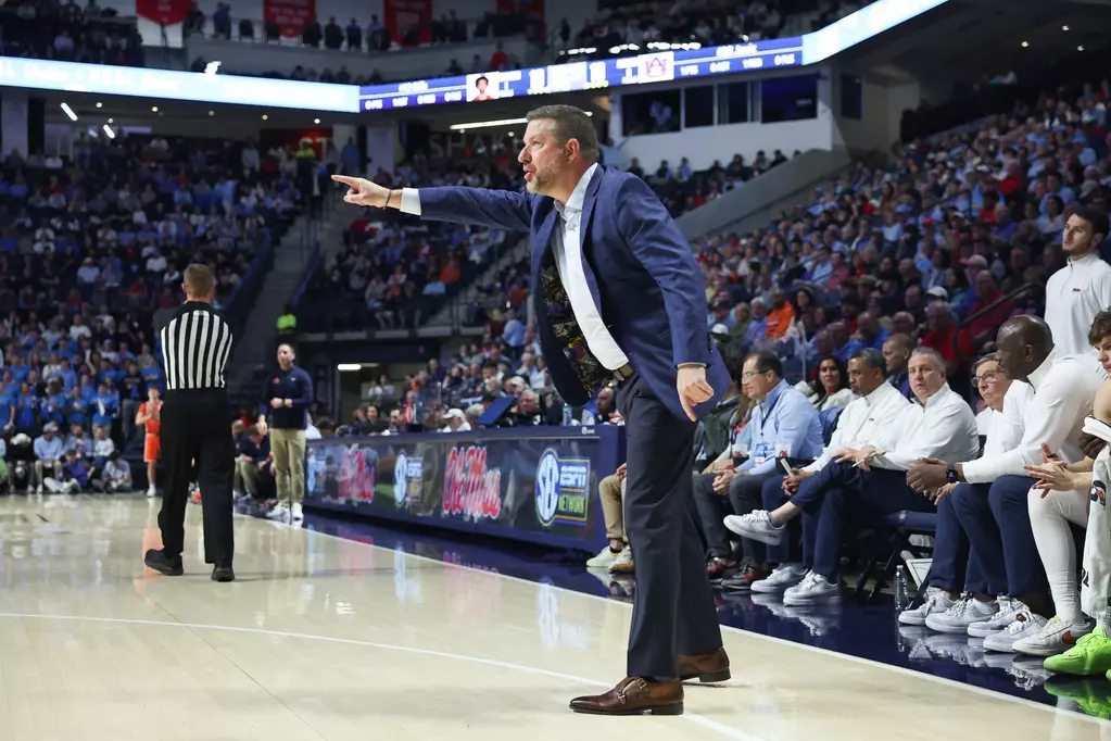 Ole Miss Men's Basketball Heads to Rupp Arena Seeking Statement Win ...